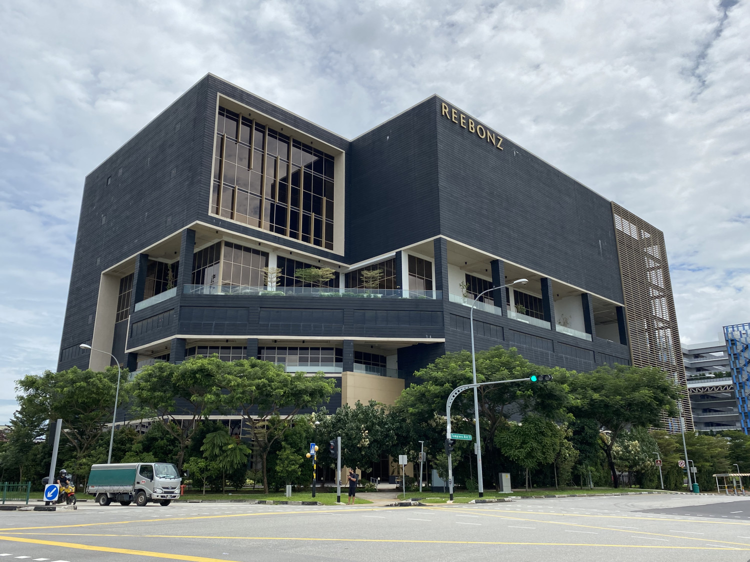 Reebonz Building up for sale by tender - Singapore Property News