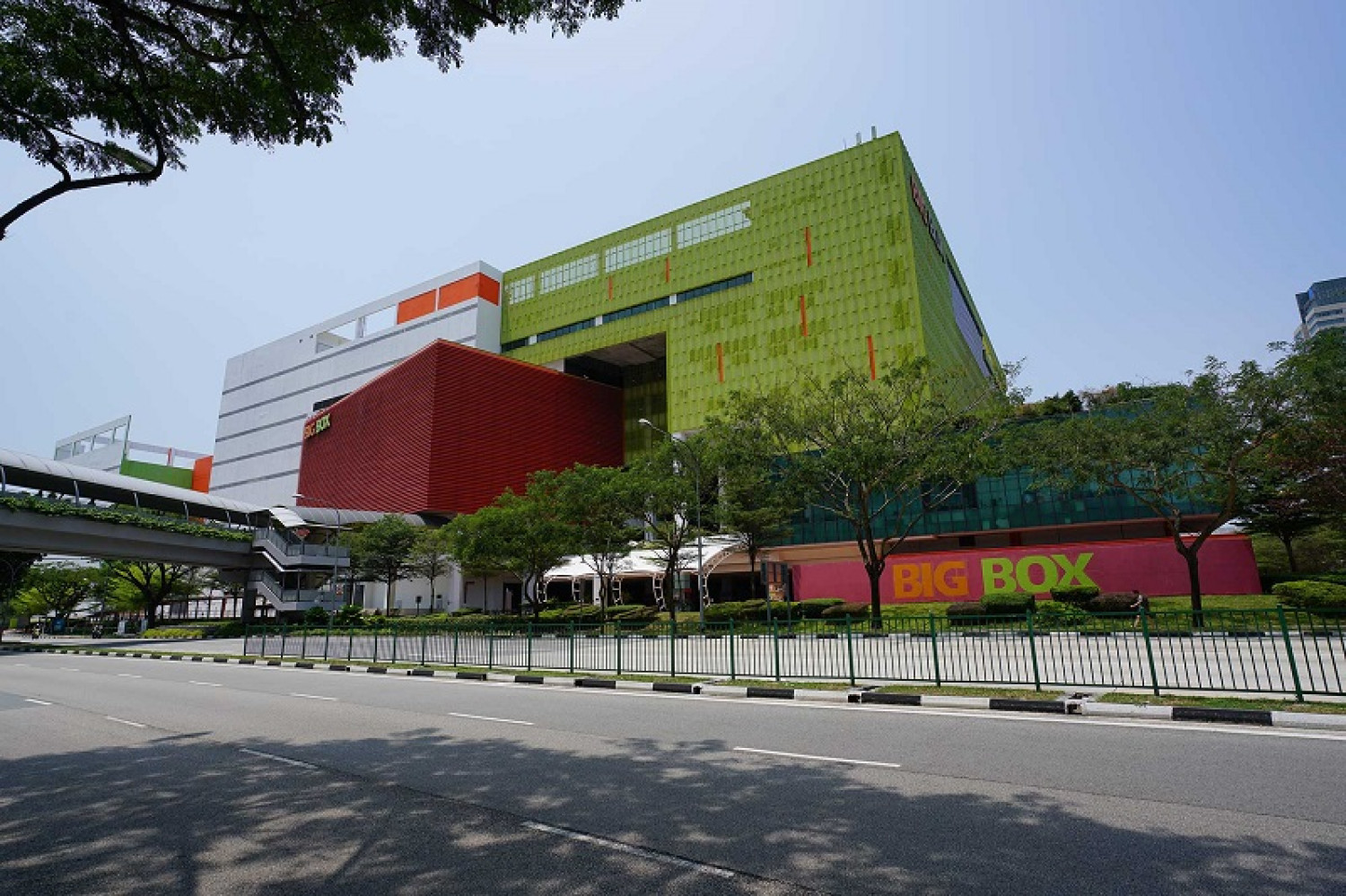 Big Box building in Jurong East put up for sale by managers - Singapore ...