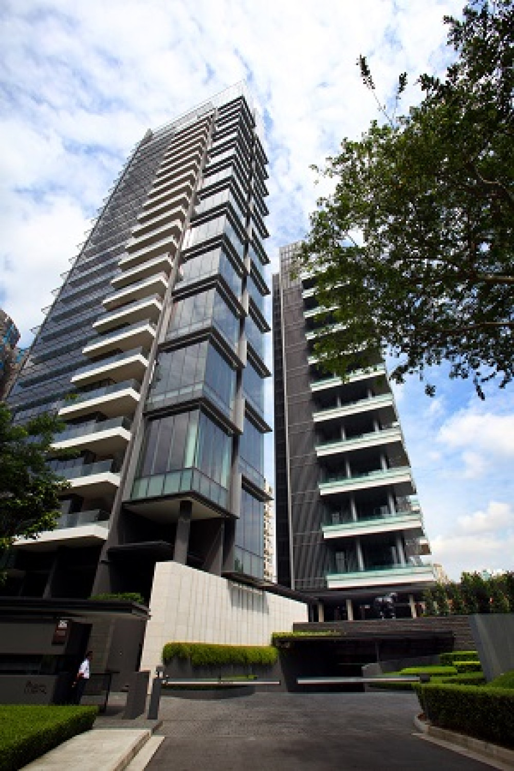 Unit at The Marq sold at $4.9 mil loss - Singapore Property News